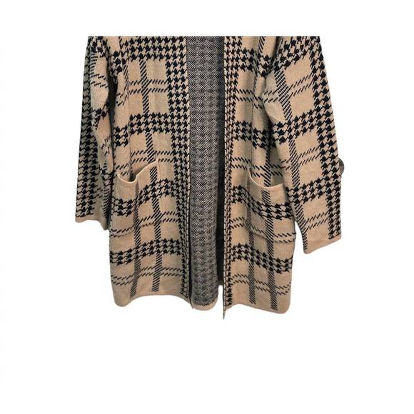 Gilli | Sweaters | New Gilli Houndstooth Cardigan In Tanblack | Poshmark